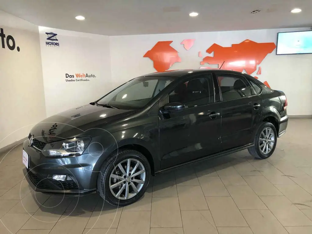 Volkswagen Vento Comfortline Plus usado (2021) color Gris precio $284,000