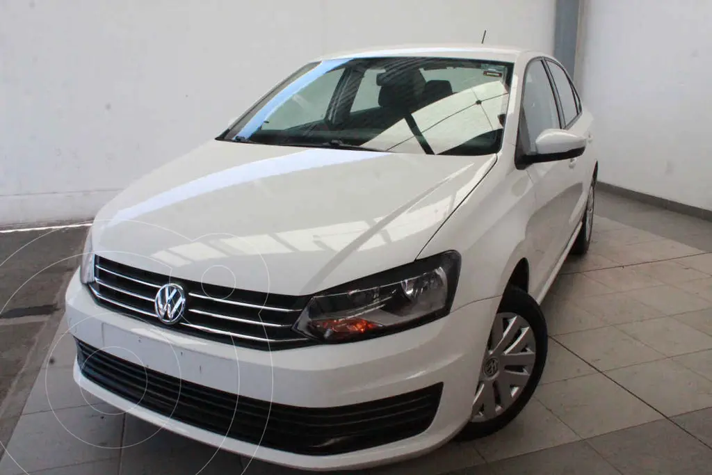 Volkswagen Vento Startline usado (2019) color Blanco precio $245,000