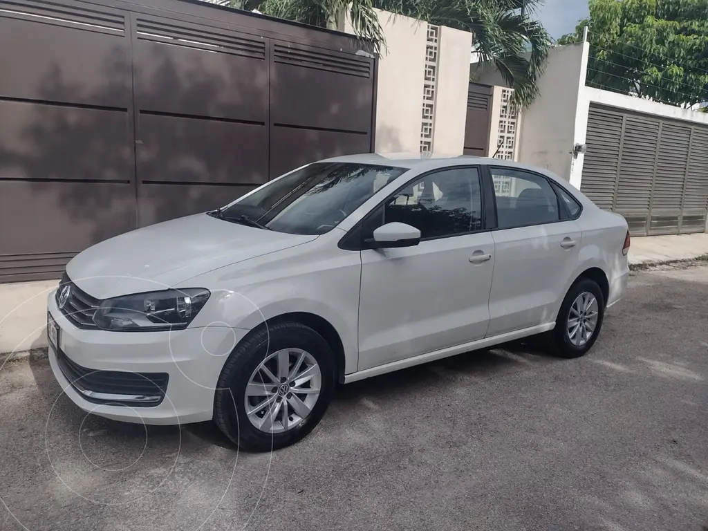 Volkswagen Vento Comfortline usado (2018) color Blanco precio $198,000