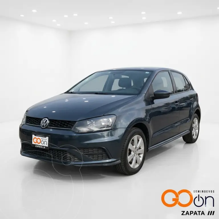 Volkswagen Vento Startline usado (2021) color VWAGRIS CARBON STEEL ...