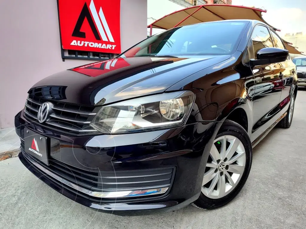 Volkswagen Vento Comfortline Aut usado (2018) color Negro precio $189,000