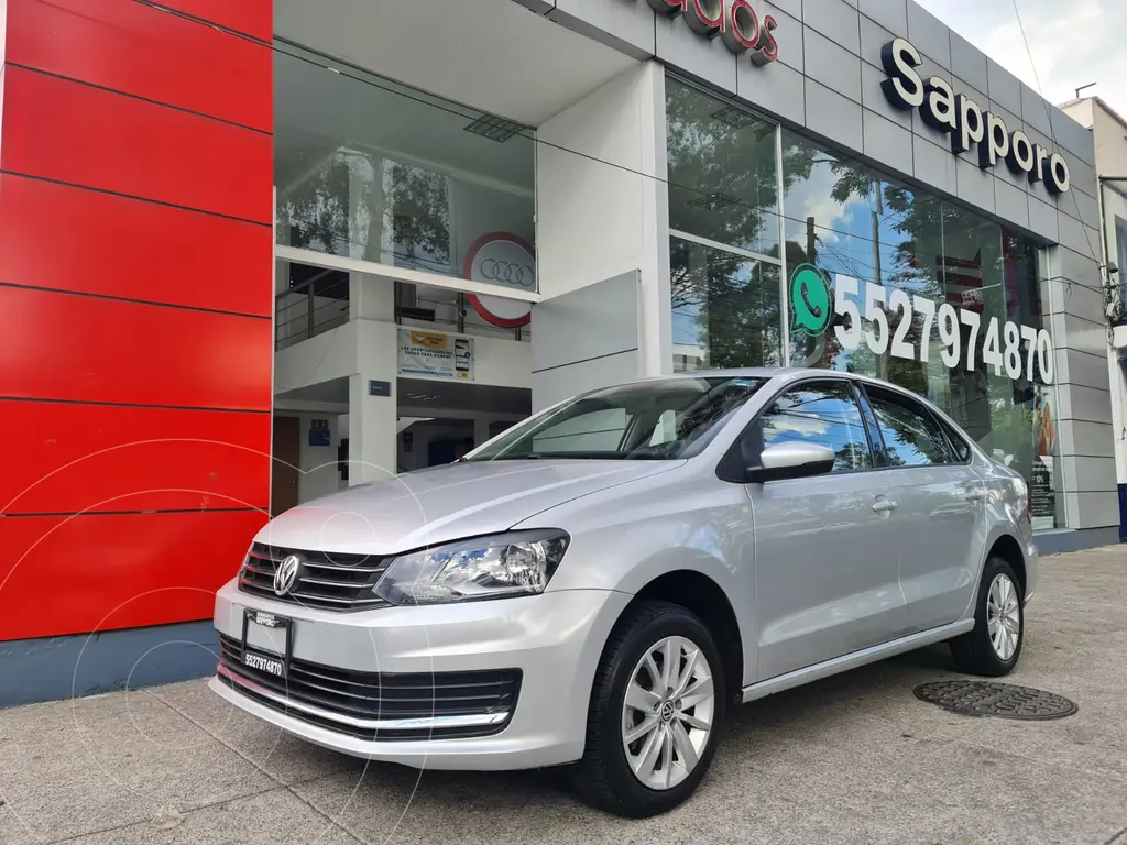 Volkswagen Vento Comfortline Aut usado (2019) color Gris precio $248,000