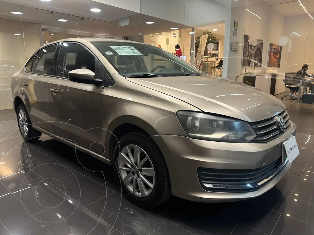 Volkswagen Vento Comfortline usado (2016) color Beige precio $169,800