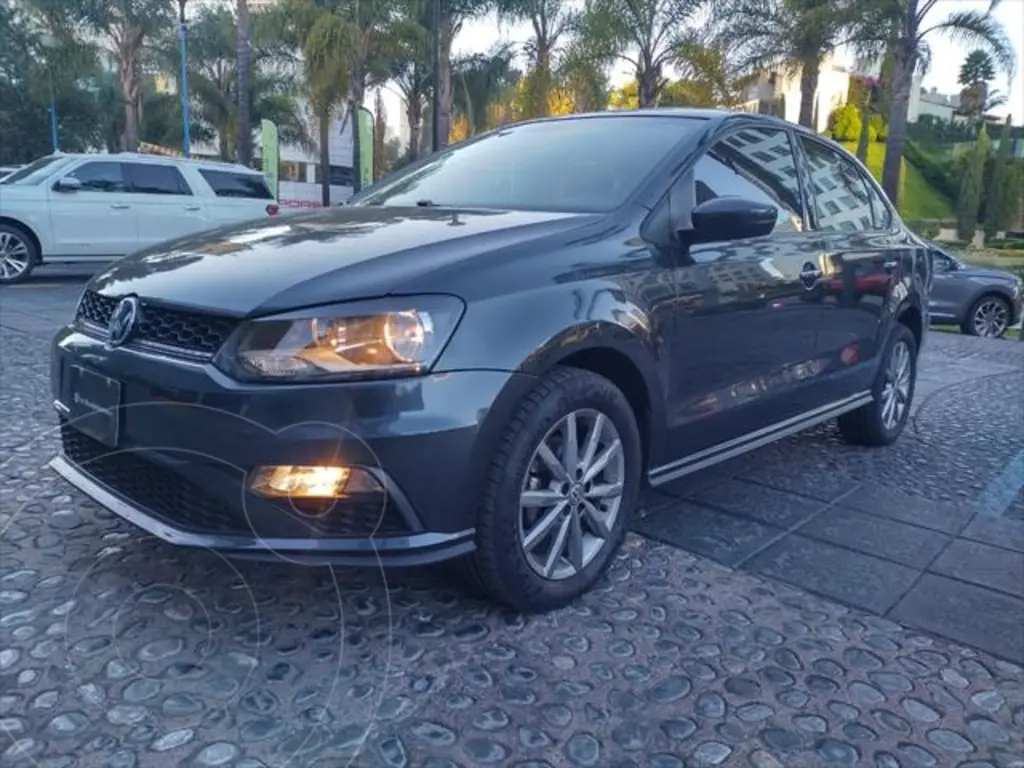 Volkswagen Vento Comfortline Plus usado (2020) color Negro precio $260,000