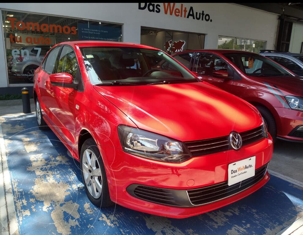 Volkswagen Vento Active usado (2015) color Rojo Flash precio $205,000