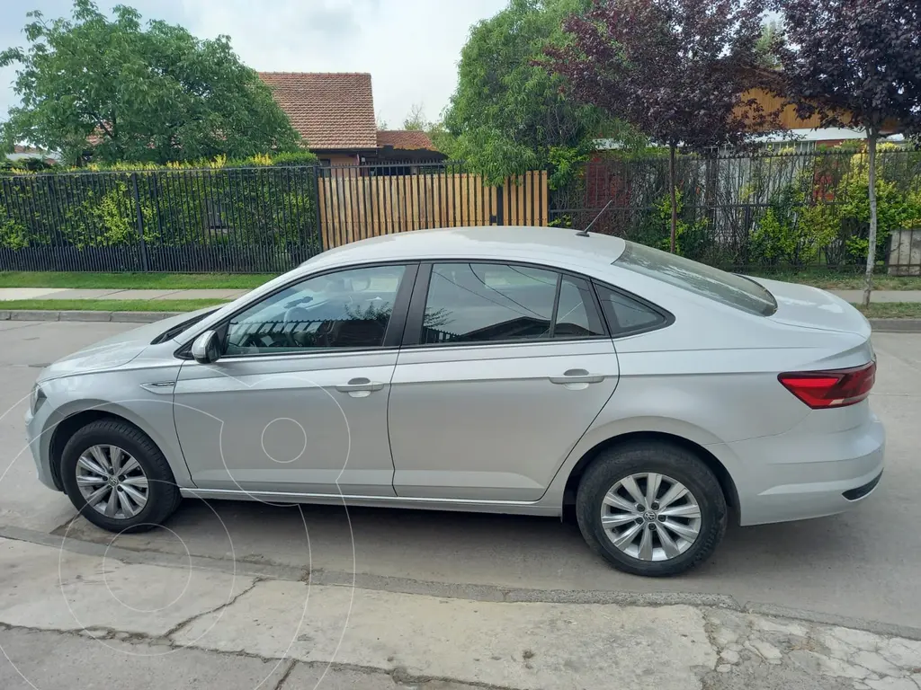 Volkswagen Virtus 1.6L Comfortline usado (2021) color Gris Platino ...