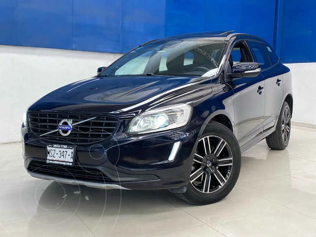 Volvo XC60 T5 Addition Plus usado (2017) color Azul precio $249,000