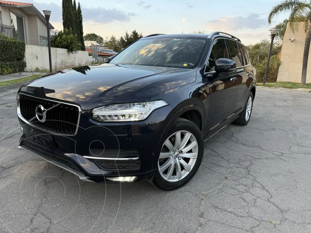 Volvo XC90 T6 Momentum AWD 7 Pas. usado (2019) color Azul precio $665,000