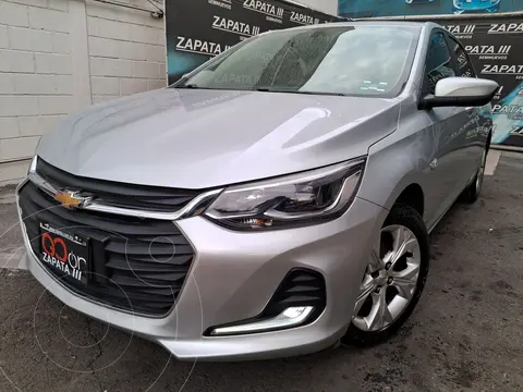Chevrolet Onix Premier Aut usado (2022) color plateado precio $325,000