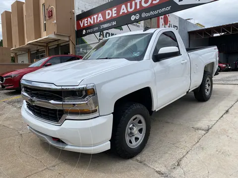 Chevrolet Silverado 1500 LS Cab Reg usado (2018) color Blanco precio ...