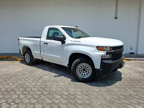 Chevrolet Silverado Cabina Regular 4X2 usado (2020) color Blanco precio ...