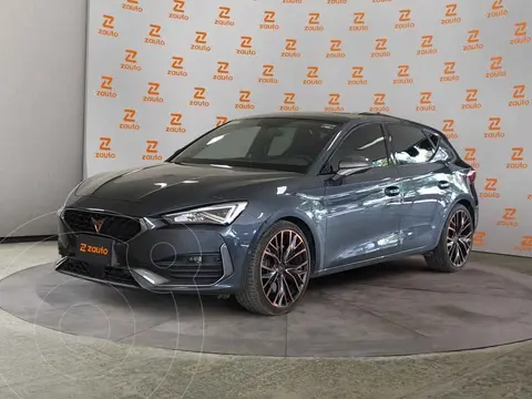CUPRA Leon 300 HP usado (2022) color Azul precio $659,900