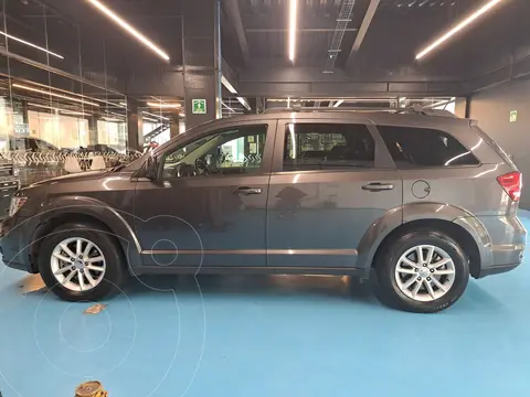 Dodge Journey SXT 2.4L 7 Pasajeros Lujo usado (2017) color Gris precio ...