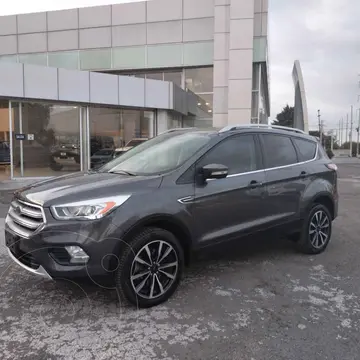 Ford Escape Titanium EcoBoost usado (2017) color Gris precio $335,000