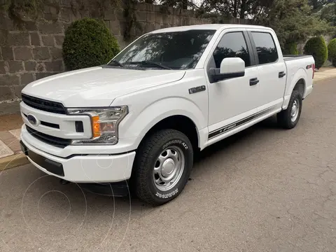 Ford F-150 Doble Cabina 4x4 V8 usado (2018) color Blanco Oxford precio $395,000
