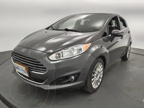 Ford Fiesta Sedan Titanium Aut usado (2015) color Gris Nocturno precio ...