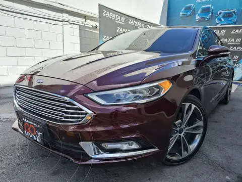 Ford Fusion Titanium usado (2017) color violeta oscuro precio $346,000