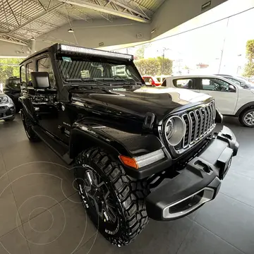 Jeep Wrangler Unlimited Sahara nuevo color Negro precio $1,394,900