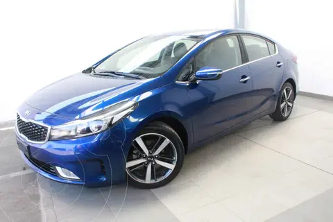 Kia Forte Sedan SX Aut usado (2018) color Azul precio $325,000