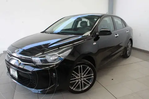 Kia Rio Sedan EX Aut usado (2020) color Negro precio $308,000