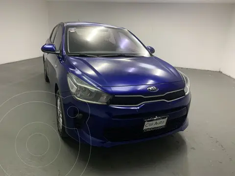 Kia Rio Sedan LX Aut usado (2019) color Azul precio $240,000