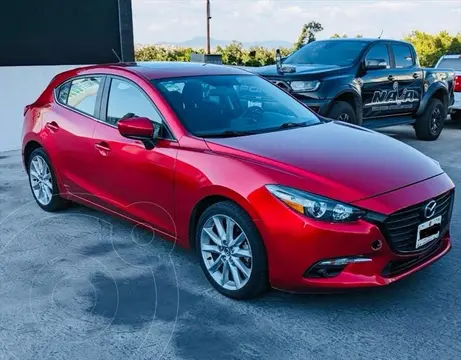Mazda 3 Hatchback i Touring usado (2018) color Rojo precio $339,000
