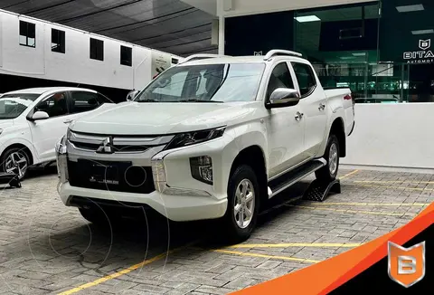 Mitsubishi L200 GLS 4x4 Diesel usado (2020) color Blanco precio $429,900