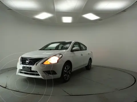 Nissan Versa Advance Aut usado (2019) color BLANCO PERLADO precio $235,000
