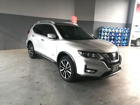 Nissan X-Trail Exclusive 2 Row Hybrid usado (2019) color plateado precio $430,000