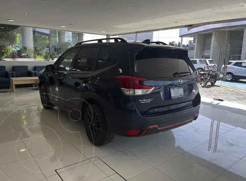 Subaru Forester Sport usado (2021) color Azul Marino precio $580,000