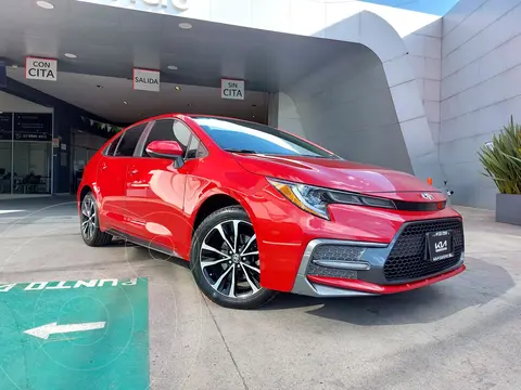 Toyota Corolla SE Aut usado (2020) color Rojo precio $385,000