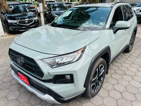Toyota RAV4 Adventure usado (2021) color Verde precio $527,000