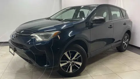 Toyota RAV4 LE usado (2017) color Azul precio $310,000