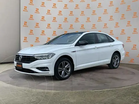 Volkswagen Jetta R-Line Tiptronic usado (2019) color Blanco precio $410,900