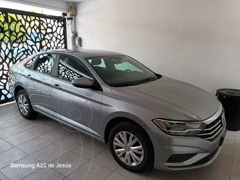 Volkswagen Jetta Trendline usado (2021) color Plata precio $265,000