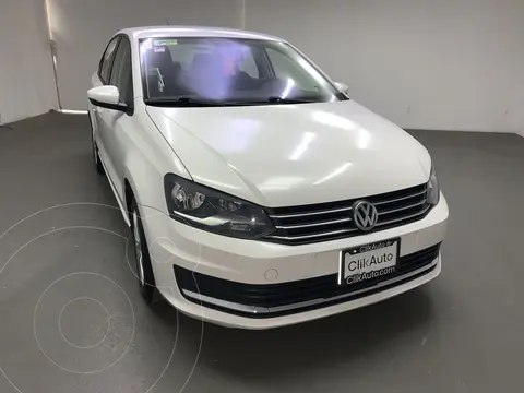 Volkswagen Vento Comfortline usado (2020) color Blanco precio $250,000