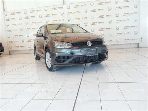 Volkswagen Vento Startline usado (2020) color Azul precio $235,000