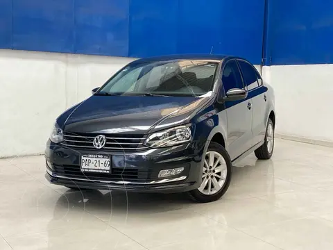 Volkswagen Vento Highline usado (2017) color Gris precio $215,000