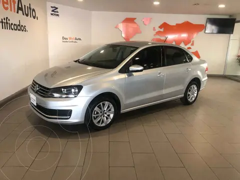 Volkswagen Vento Comfortline Aut usado (2020) color Plata precio $298,500
