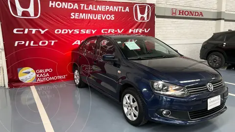 Volkswagen Vento Highline Aut usado (2015) color Azul precio $173,000