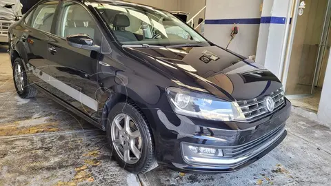 Volkswagen Vento Comfortline Tiptronic usado (2017) color Negro precio ...